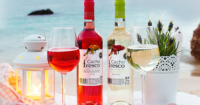Cacho Fresco Branco e Rosé são os vinhos do mês de Agosto - Adega Almeirim